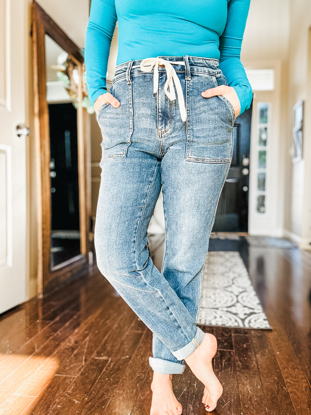 Judy Blue Payton Pull On Denim Joggers in Medium Wash – Soul Happy Shop