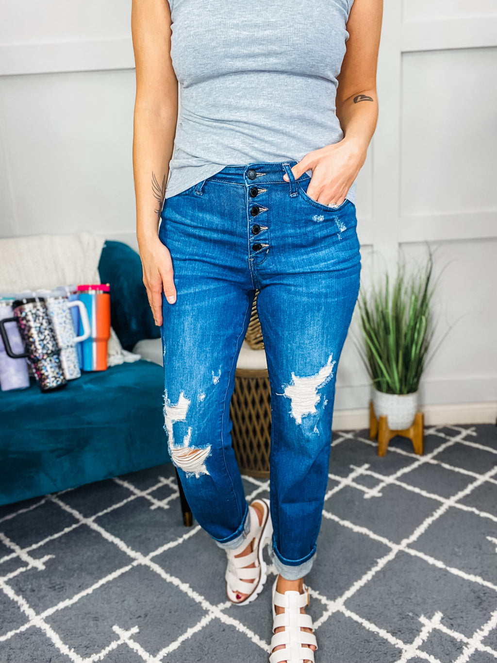 Judy Blue Girl Crush Button Fly Distressed Boyfriend Jeans – Soul Happy ...
