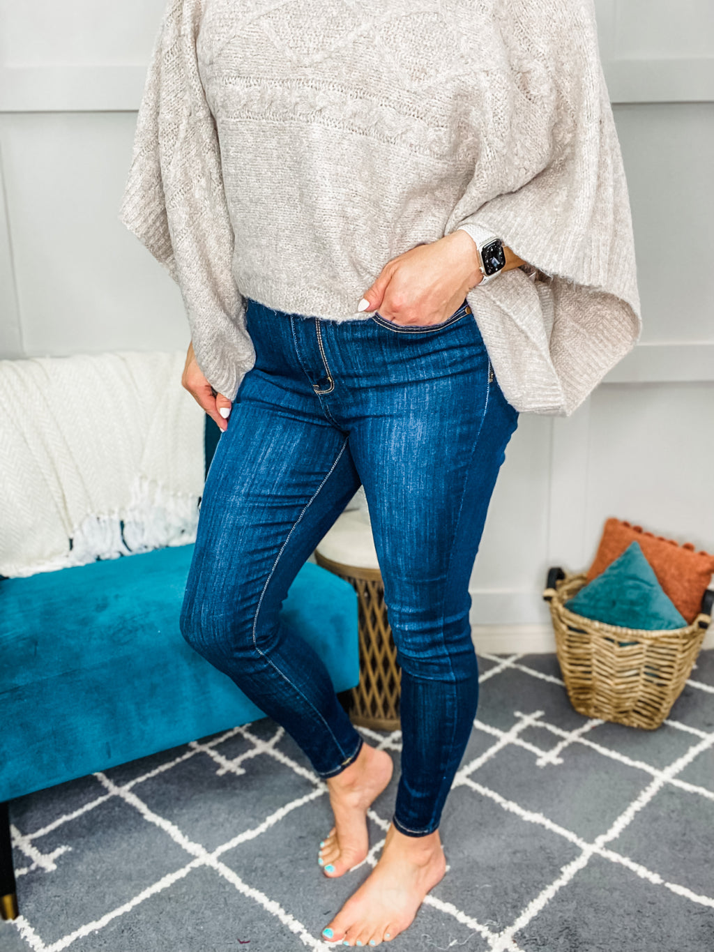 Baby Got Back Yoke Skinny Jeans with Phone Pocket – Soul Happy Shop